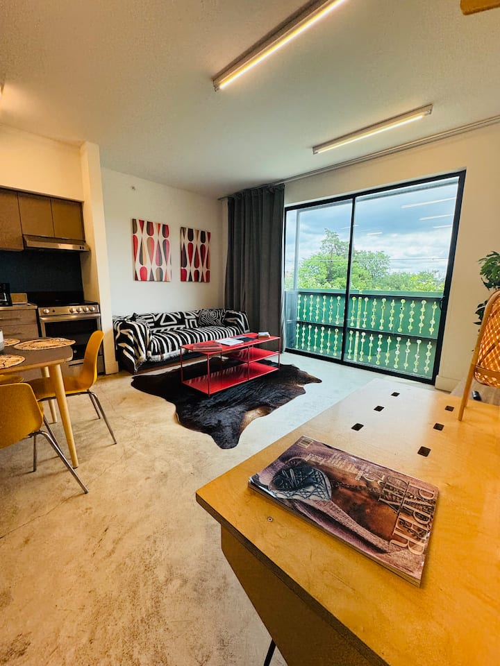 Bardo Lofts Two Bedroom Suite 211 - Highland Hills - Dallas