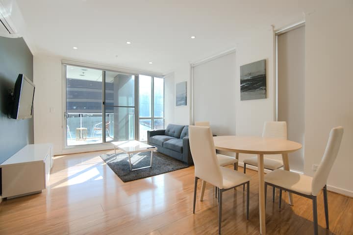 Luxury 1br Serviced Apartment 205 @ The Rowlands - Adelaide