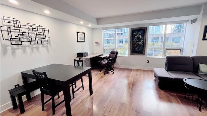 Charming Toronto Downtown Condo - Toronto