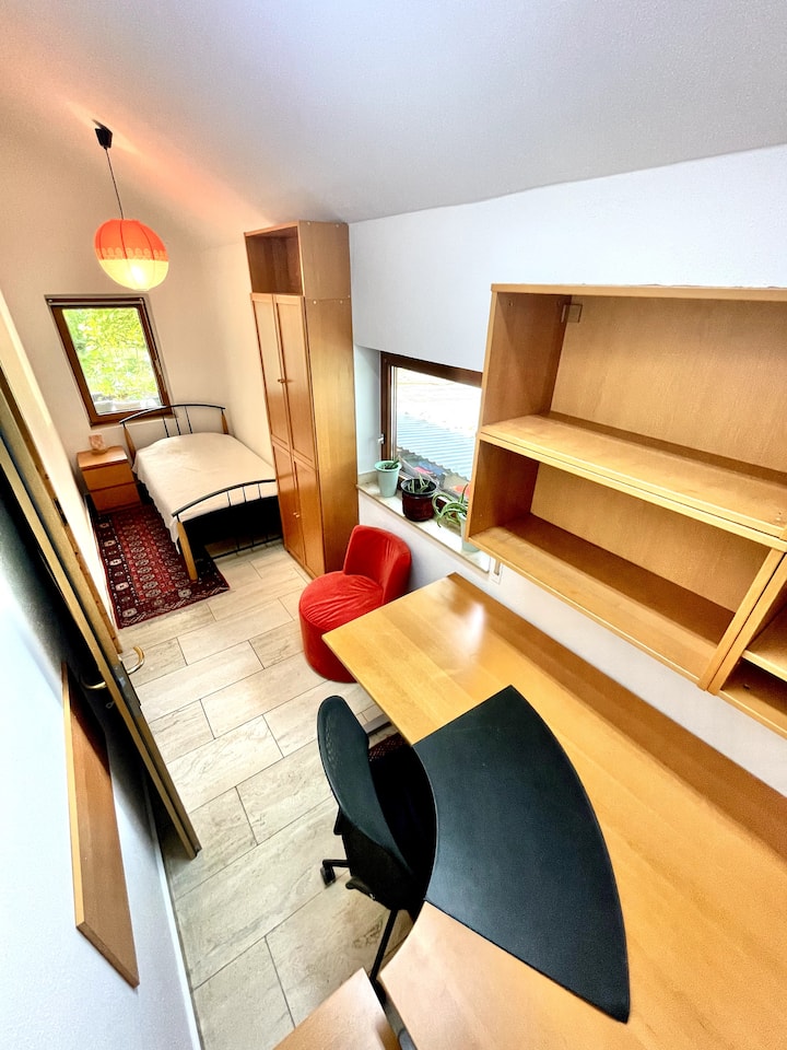 Cozy Room Near Düsseldorf At Nature Reserve - Düsseldorf