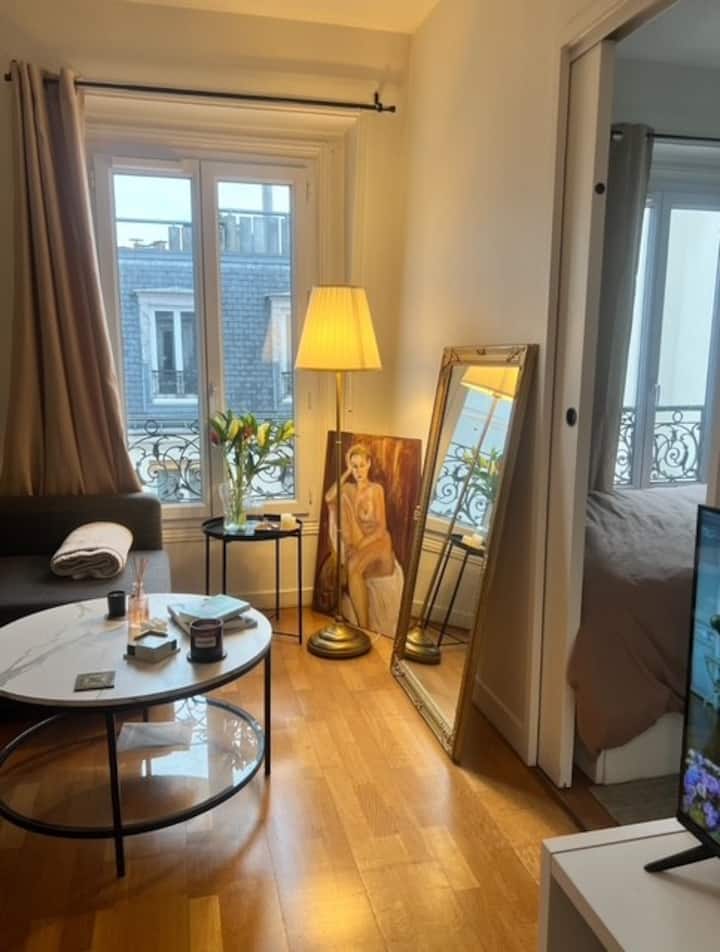 Appartement Haussmannien Lumineux - Champs-Élysées - Paris
