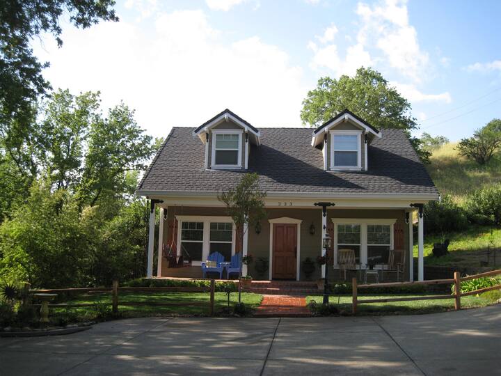 Country Cottage - Vacaville, CA