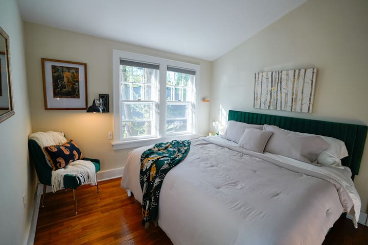 The 1800-4b/4ba, 2 King Bed, Historic Home Near Ku - Lawrence, KS