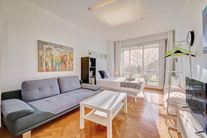 Mirasierra Suites Pamplona -Perfecto Para Familias - Pamplona, Spain