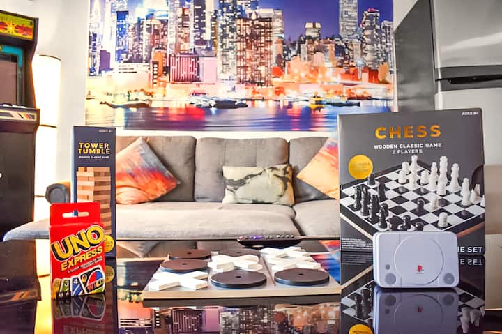 2 Kings  |  Coffee  |  Arcade  |  Tv  |  Selfcheck - New York