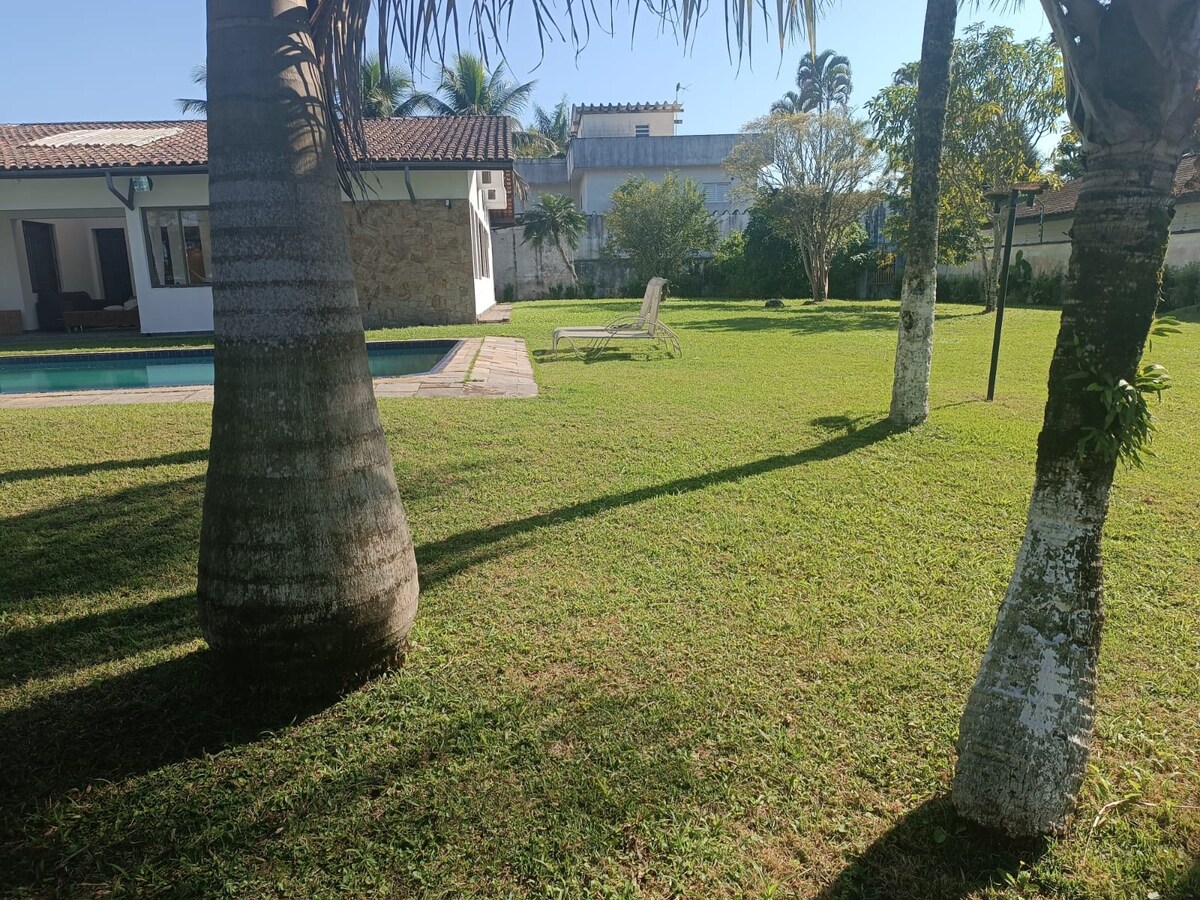 Pegasus Suite Soul Sol + Pool - Houses for Rent in Guarujá, São Paulo ...