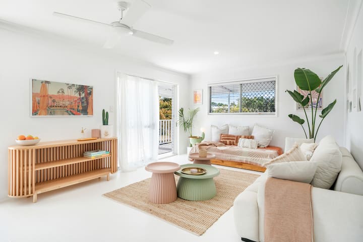 The Saguaro Villa #1 & Villa #2 - Hervey Bay