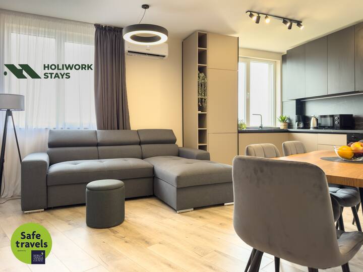 2br Business Suite + Fitness (By Holiwork Stays) - 불가리아