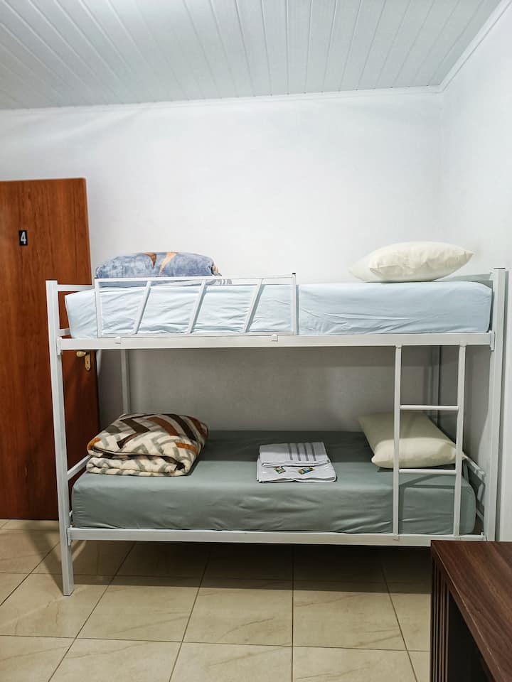 Beliche Em Quarto Compartilhado - Lapa
