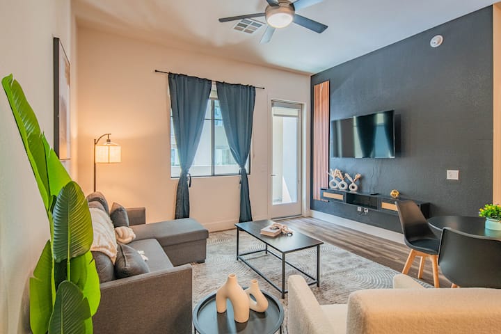 Luxe Stay | Kierland, Tpc Golf, Pool, Gym, W/d - Scottsdale, AZ