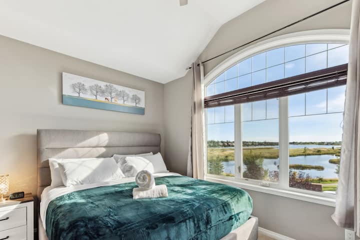 Huge Luxe 3 Kings+chestermere Lake+snowmobile+quad - Chestermere