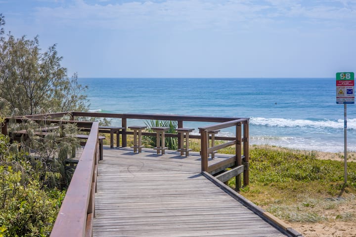 Ocean Whisper - Noosa
