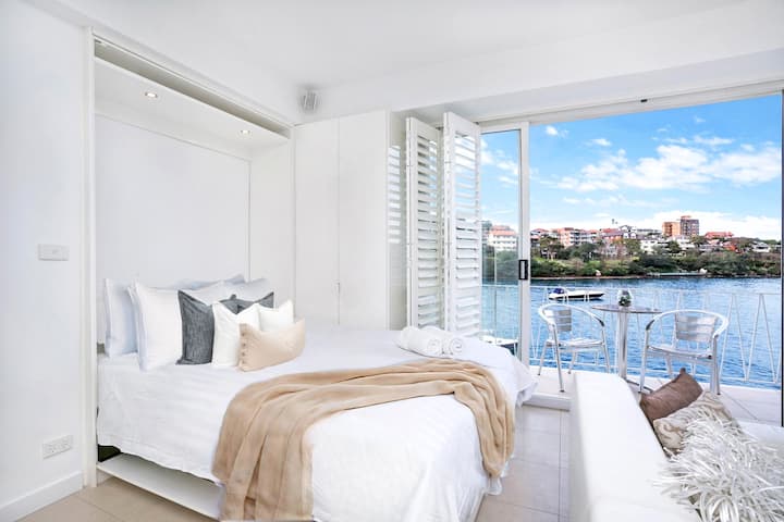 Kurraba Point Paradise: Peaceful Waterfront Studio - Mosman