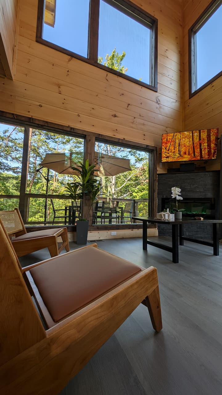 Airbnb New!  Moonlight View Cabin - Townsend, TN