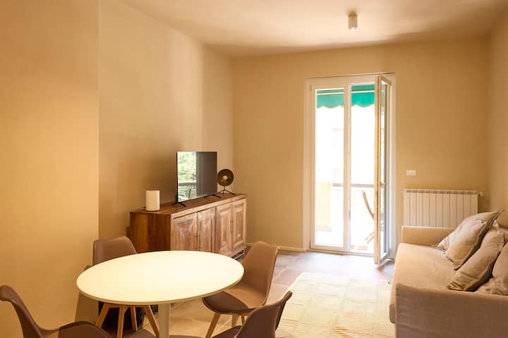 Finely Renovated Appartment In Florence - Florenz