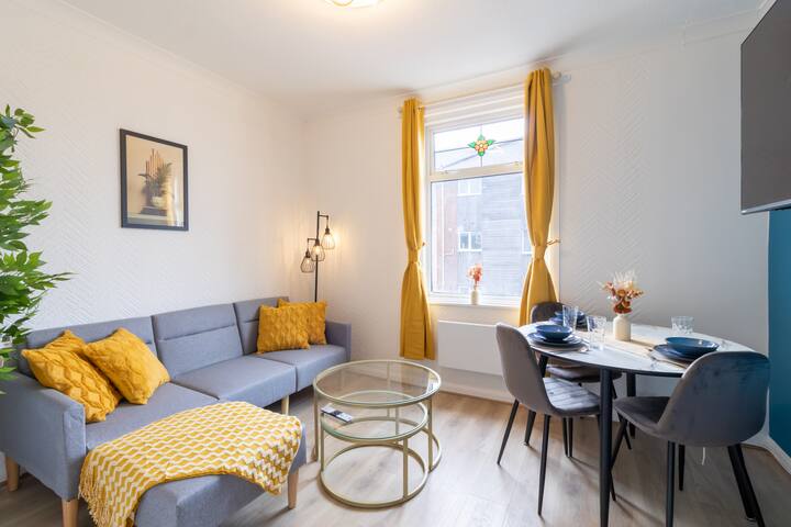 Open Mind Property - 4 Beds & Free Parking - Hayling Island
