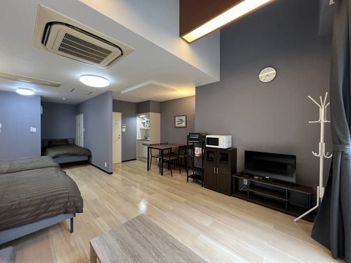 Osaka 3 Beds 6ppl Room | 3mins-sta. |Tsutenkaku - Umeda