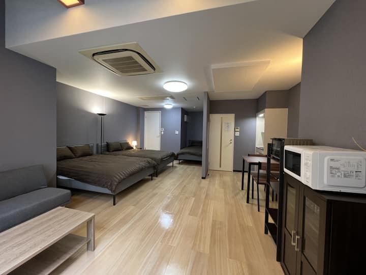 Osaka 3 Beds 6ppl Room | 3mins-sta. |Tsutenkaku - Osaka