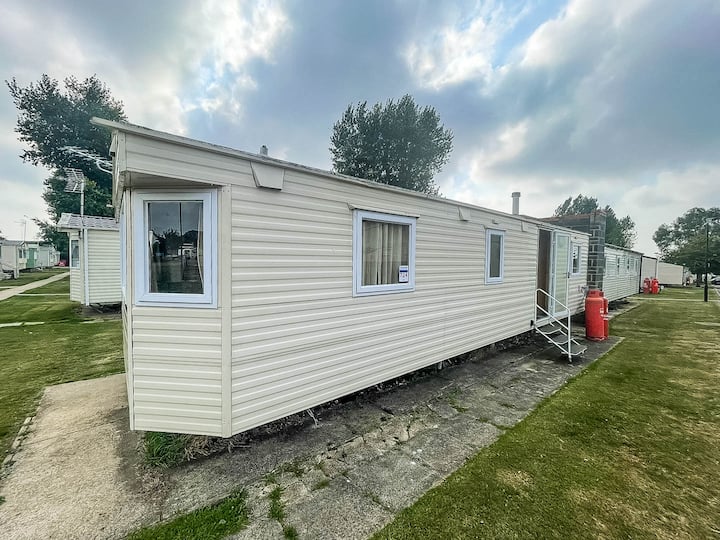 Cosy 8 Berth Caravan In Essex Ref 26724wr - 월턴-온-더-네이즈