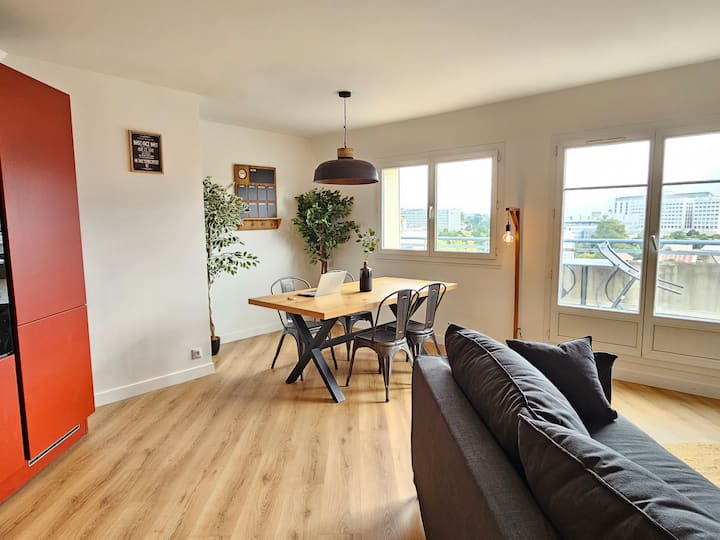 Grand T2, Terrasse, Vue Incroyable Sur Grenoble - Meylan