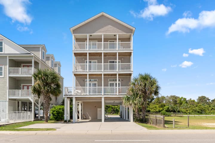 Steps To Beach|sleeps 24|pool|hot Tub|ocean Views - South Carolina