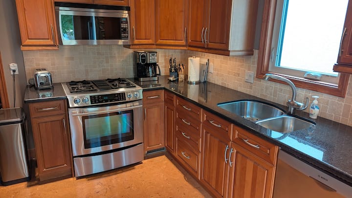 Whole House In River Heights - Winnipeg