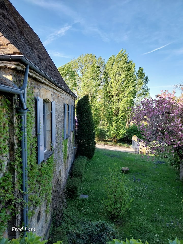 Les Charmes De Sarlat . Chambre Magnolia - La Roque-Gageac