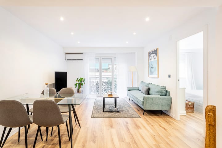 Nice 3 Bedroom And Terrace. Seasonal Rent - Valence en Espagne