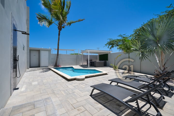 Tall Cactus 3kingbed 3.5bathpalmbeach 1mile Away - Aruba