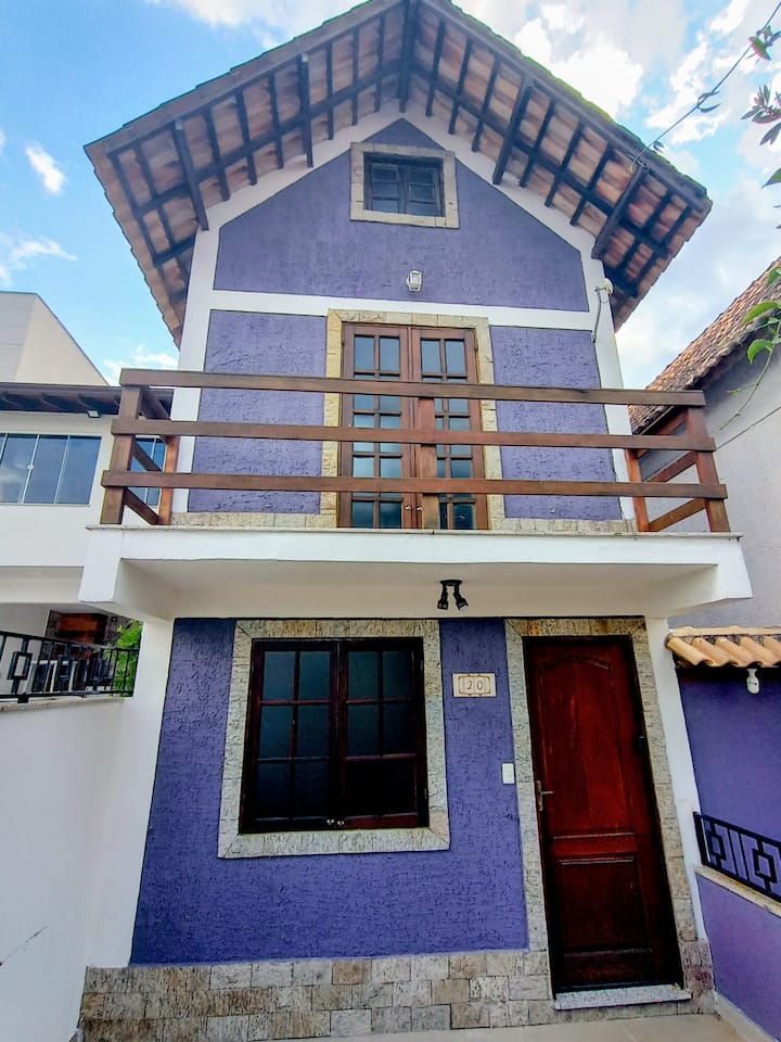 Espaço Inteiro:chalé Em Penedo - Penedo