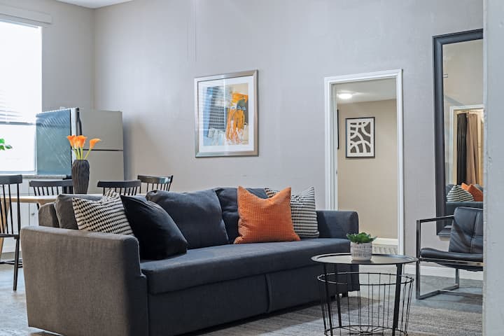 3br The Cardinal D | Montrose Downtown Med Center! - Toyota Center