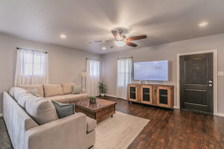 Tcu-game Day Ready-3 King Beds-sleeps 10! - Fort Worth, TX