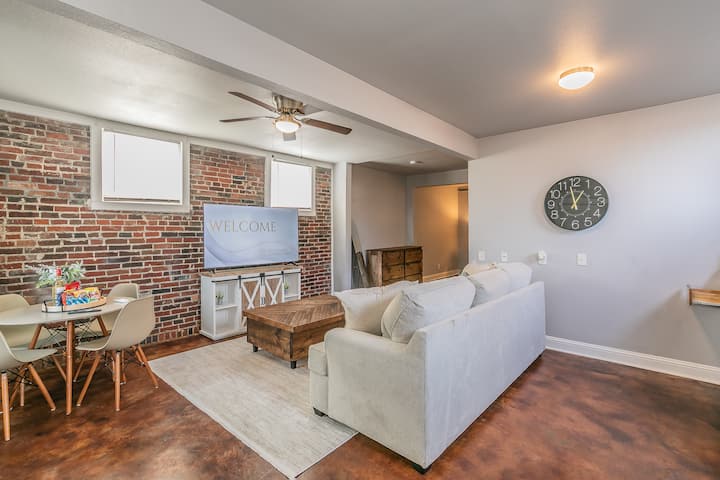 No Clean Fee -Sleeps 4, King Bed- Close To Tcu - Hallmark-Camelot - Fort Worth