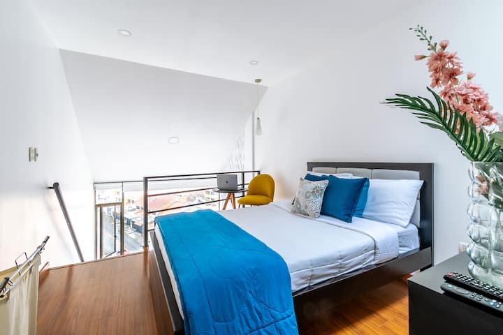 Central W/garage & Netflix - Cuenca