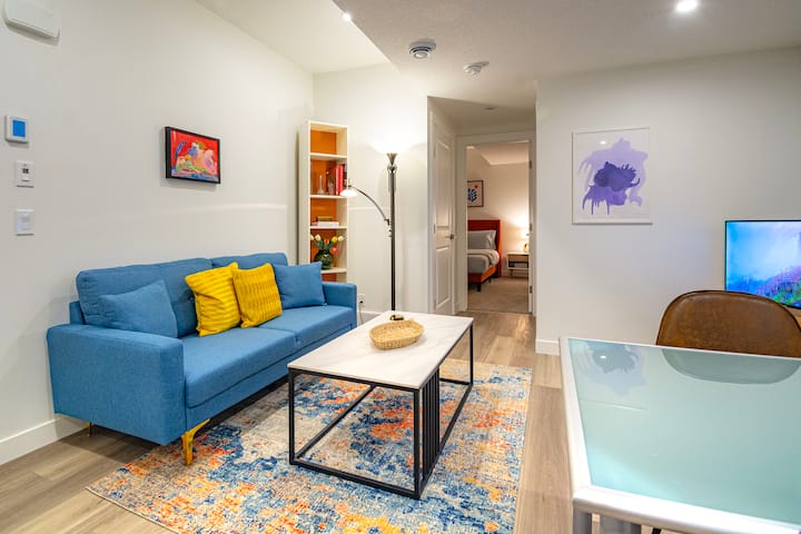 Fantastic Retreat In Nw Calgary - Calgary