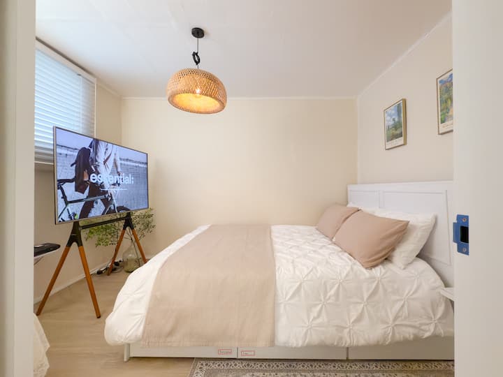 Hee Stay/sinchon 4 Min Walk/hongdae/seoul Stn/3q - Seoul