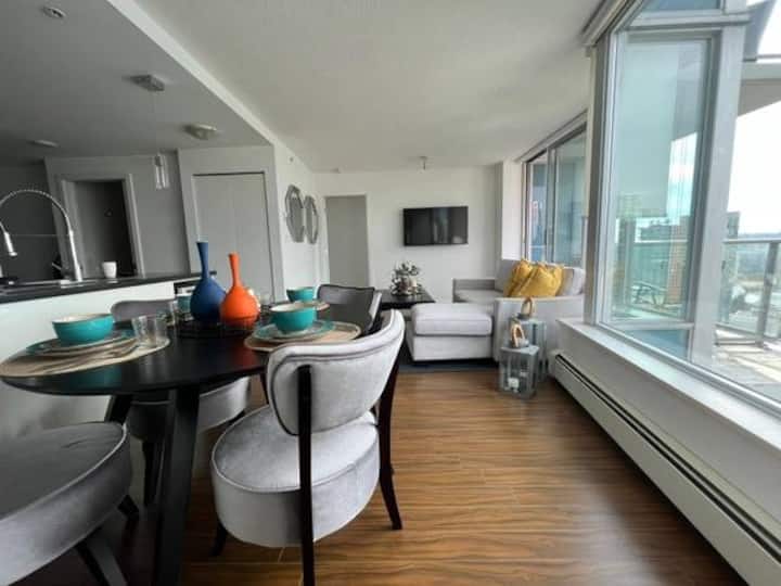 Is House - Vancouver