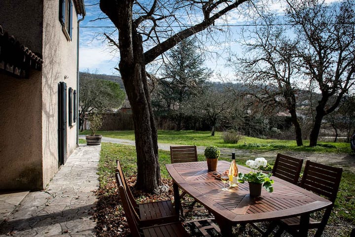 Jolie Maison 8 Pers. Avec Grand Jardin • Ruoms - Vallon-Pont-d'Arc