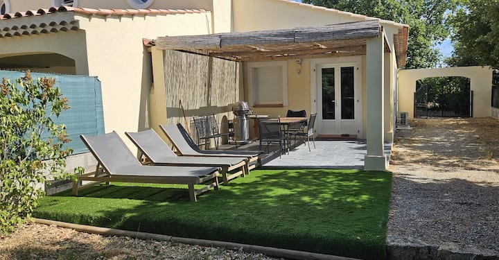Promo Dernière Mn, Maison 3 Ch, Jardin Et Terrasse - Bauduen
