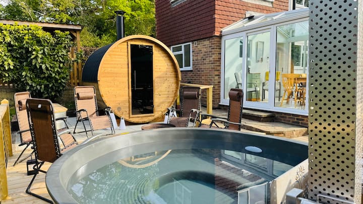 Spa Garden Cottage - Horsham, UK