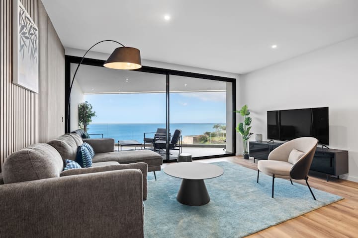 Oceanfront Elegance Madeira Retreat - Madeira
