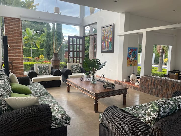 "La Margarita" 
Casa De Campo - La Mesa