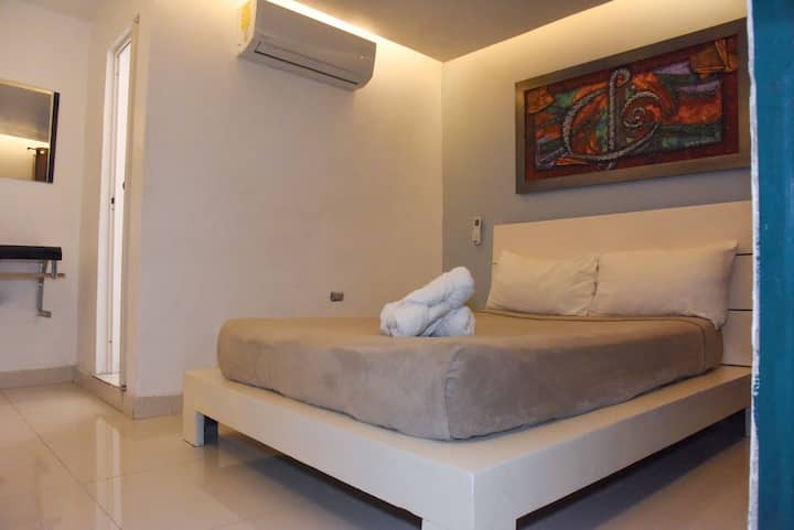 Cozy Room With Hot Water And Ac - Dominican Republic