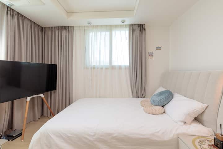 스칼렛 스테이1️⃣수원역도보2분#ak프라자/고급감성풀옵션#수원행궁#주차/시티뷰/1층편의점 - Suwon