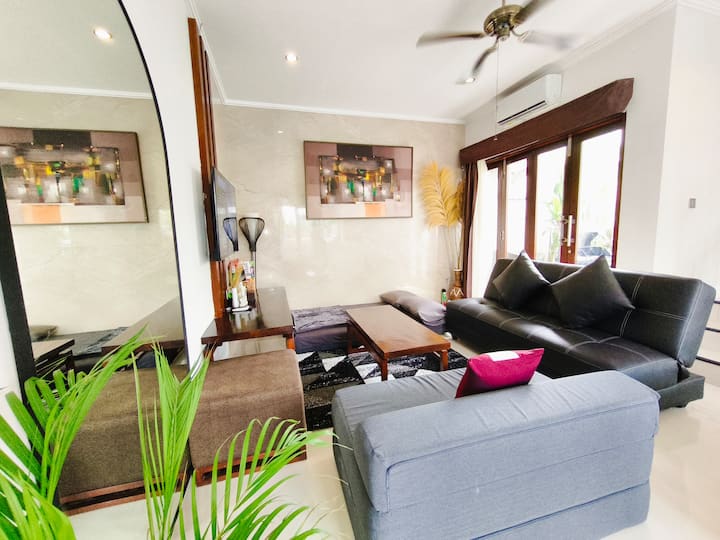Bbq Grill-netflix-full Kitchen-private & Quiet - Bali