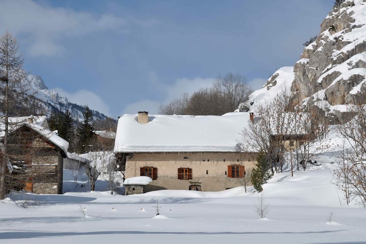 Maison Pleine De Caractère - Les Pensias - Névache