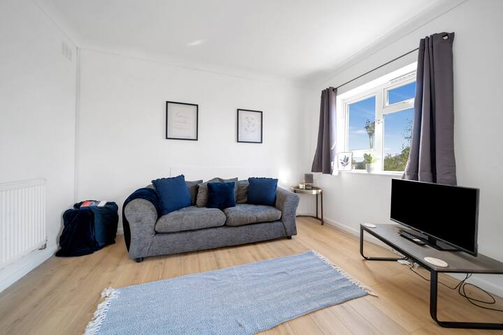 2 Bdr Colchester Flat | Foosball | Free Parking - Colchester