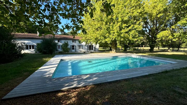 Maison Familiale 20 Couchages & Piscine Chauffée - Gironde