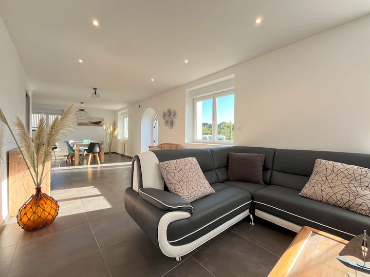 Maison T5, 140m², Calme, Proche Mer Et Gr34 - Santec