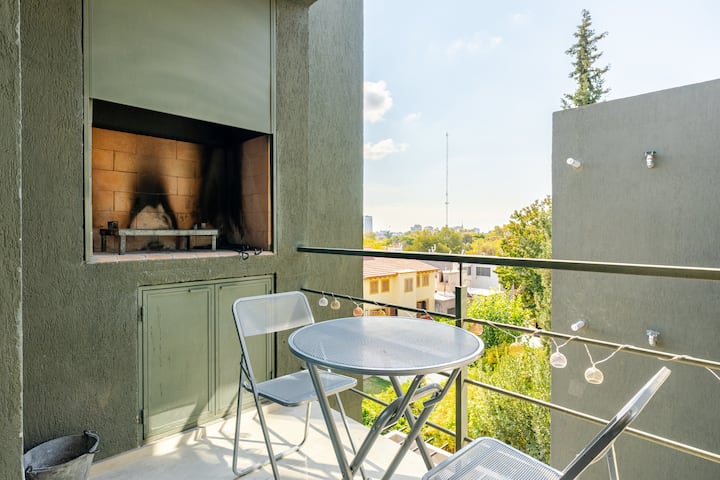 Cerca De Mercado Moreno |Parrilla|vista|martinez - Argentina